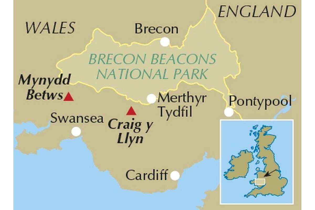 Walking in the Brecon Beacons Guidebook | Cicerone Press
